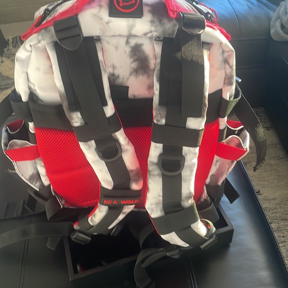 Wolfpak | Bags | New Limited Edition Wolfpak 35l Tactical Backpack ...